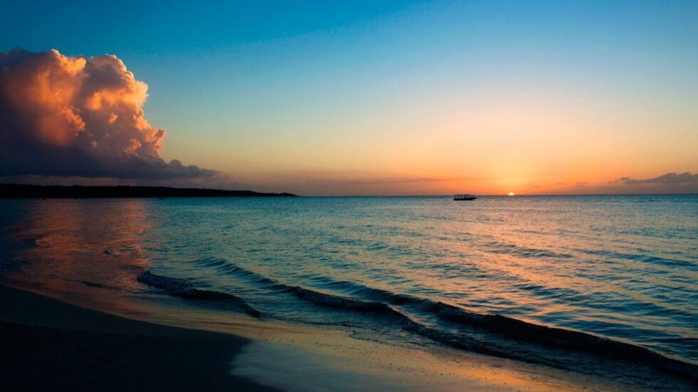 Las 3 playas argentinas más económicas para vacacionar en 2025, según la IA - Millas x el mundo